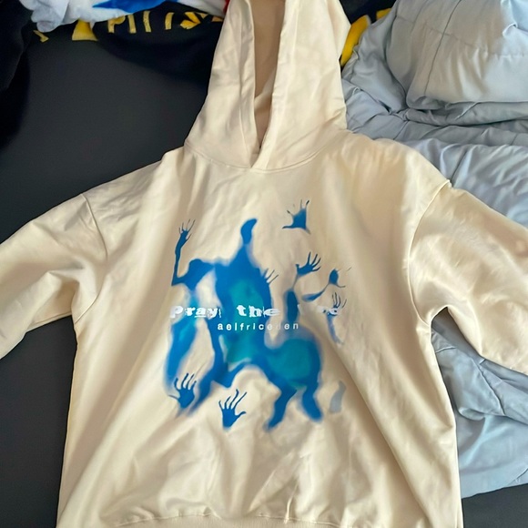 Shirts | Elfric Eden Sweatshirt | Poshmark